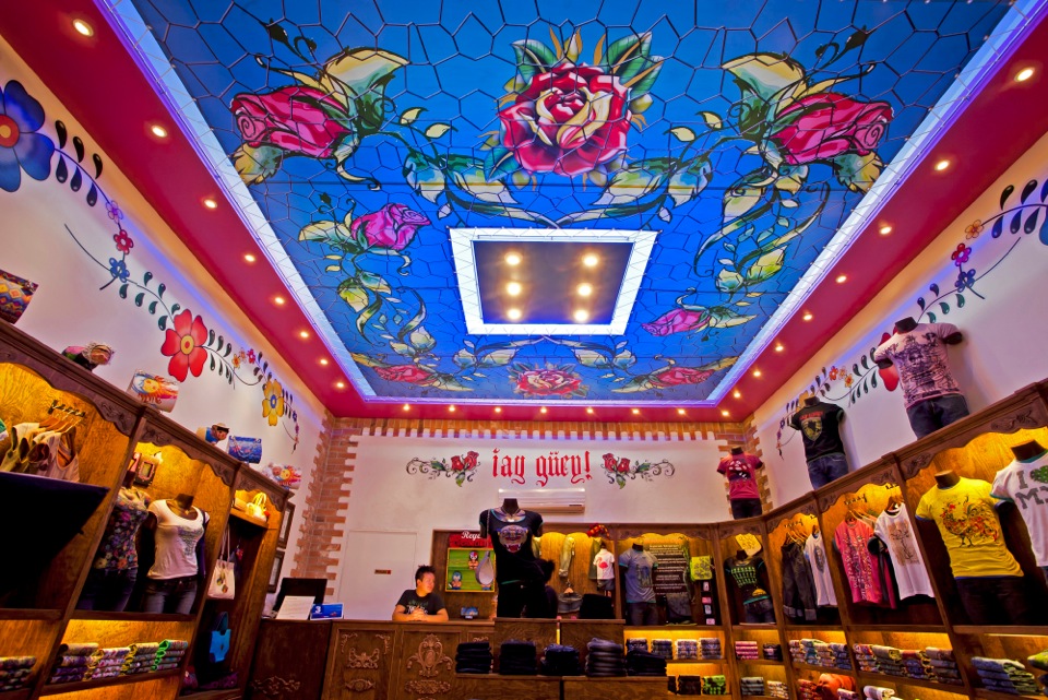 Empresas de ropa y maquillaje 100% mexicanas 🧥💄🇲🇽 - Chismes Today