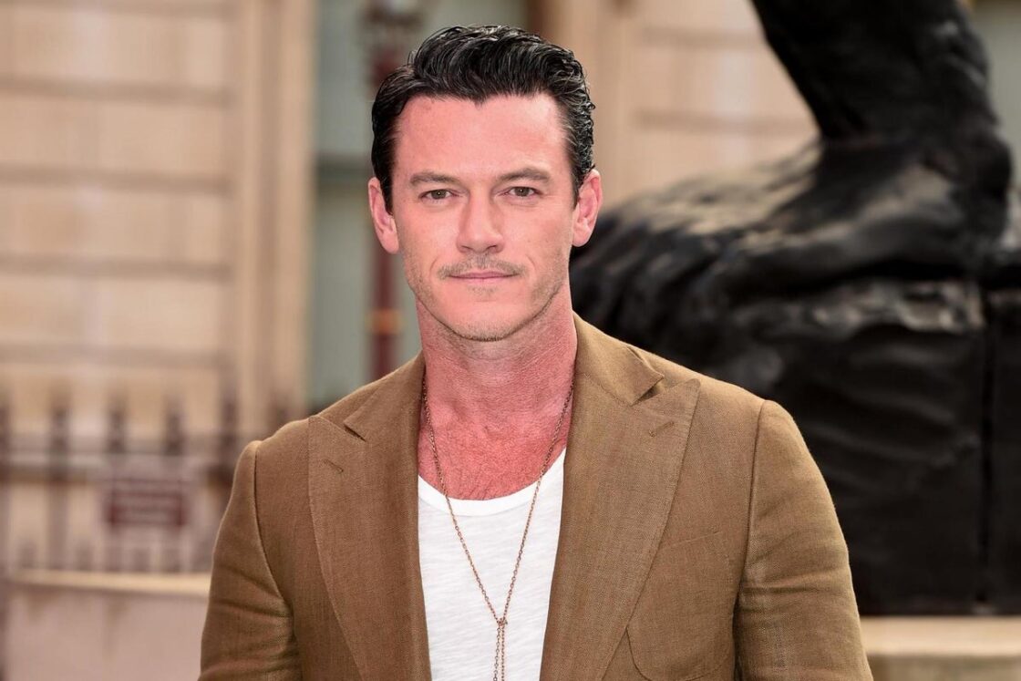 ¡Luke Evans terminó con su novio! 💔 - Chismes Today
